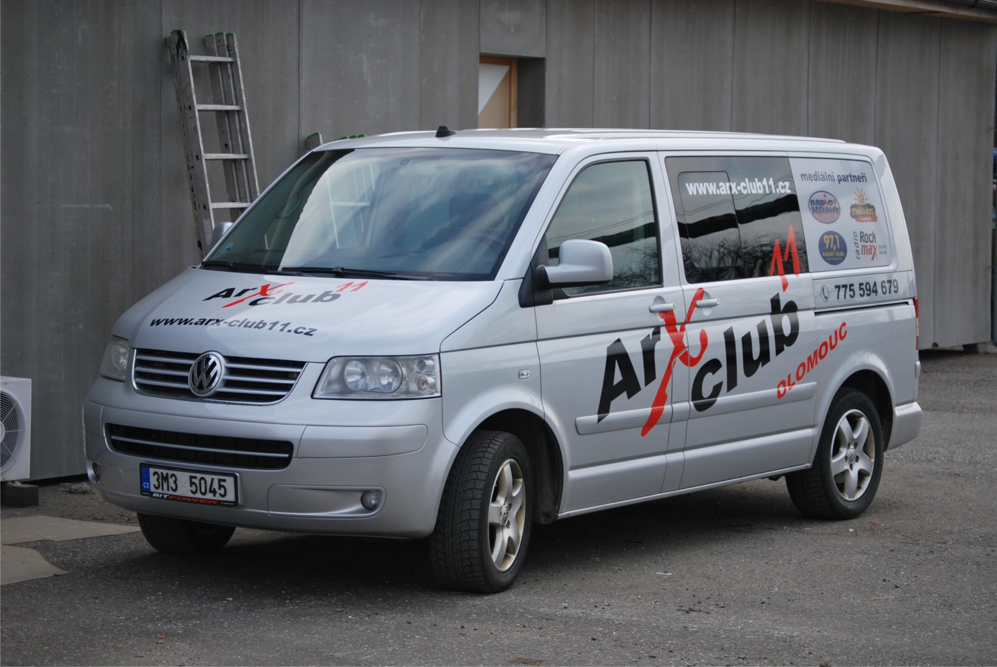 Polep automobilů | RePro – reklamní a grafická dílna